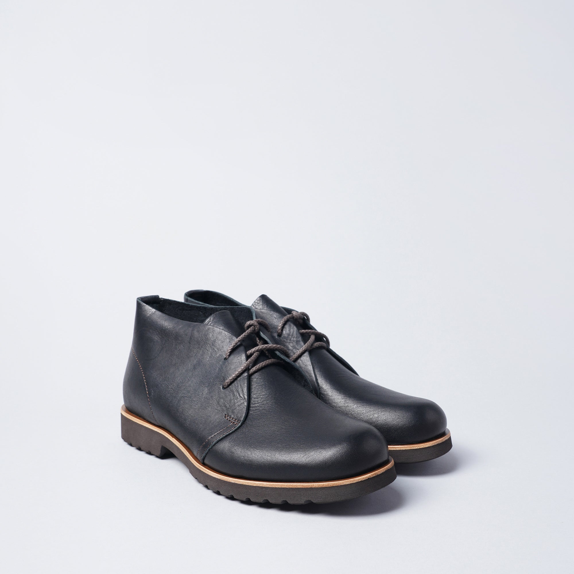 Yoshino Chukka Men's Tatsuno Waxed Leather / Black | テーーマ teema