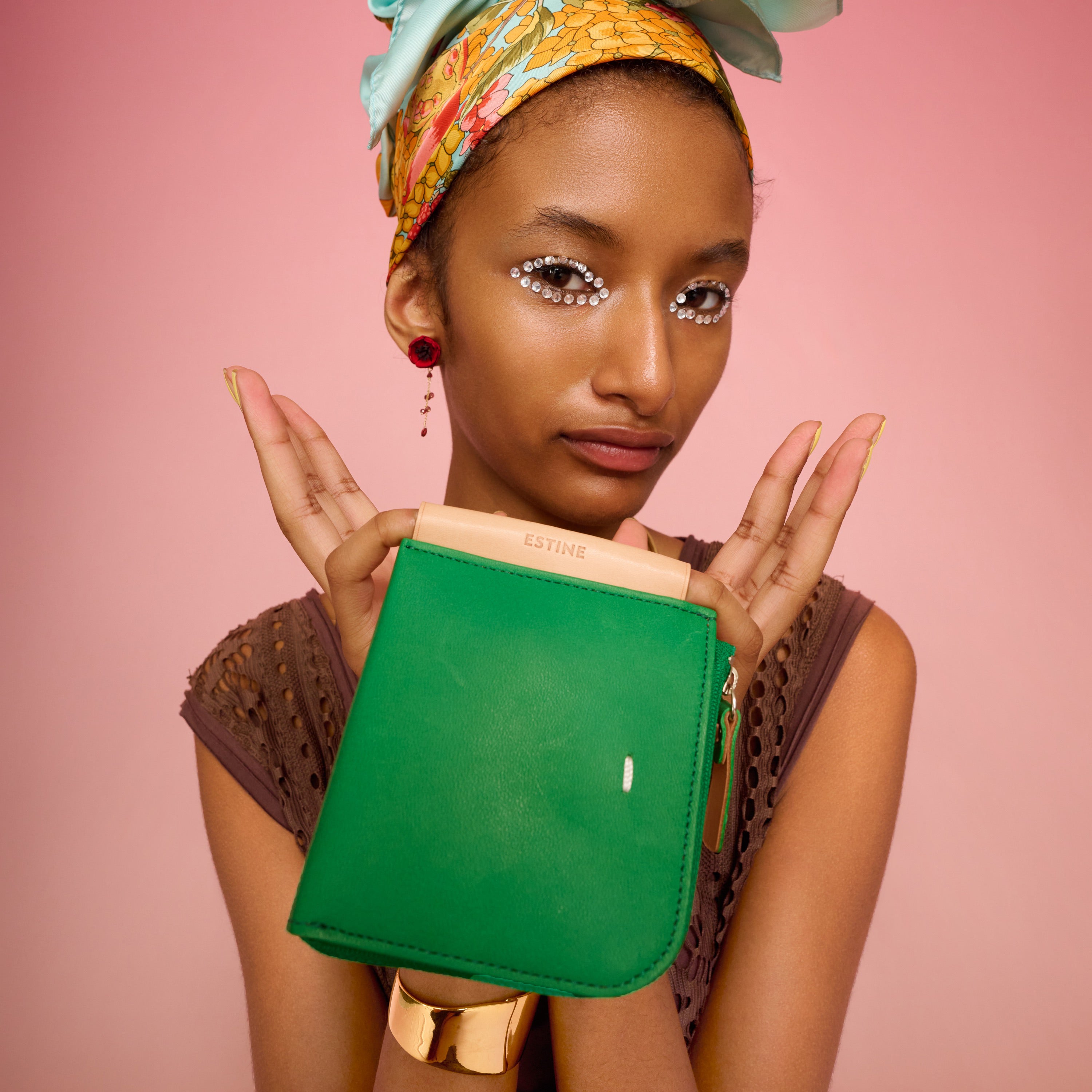 Logical Serires L Shaped Zipper Square Wallet / Green | テーーマ teema